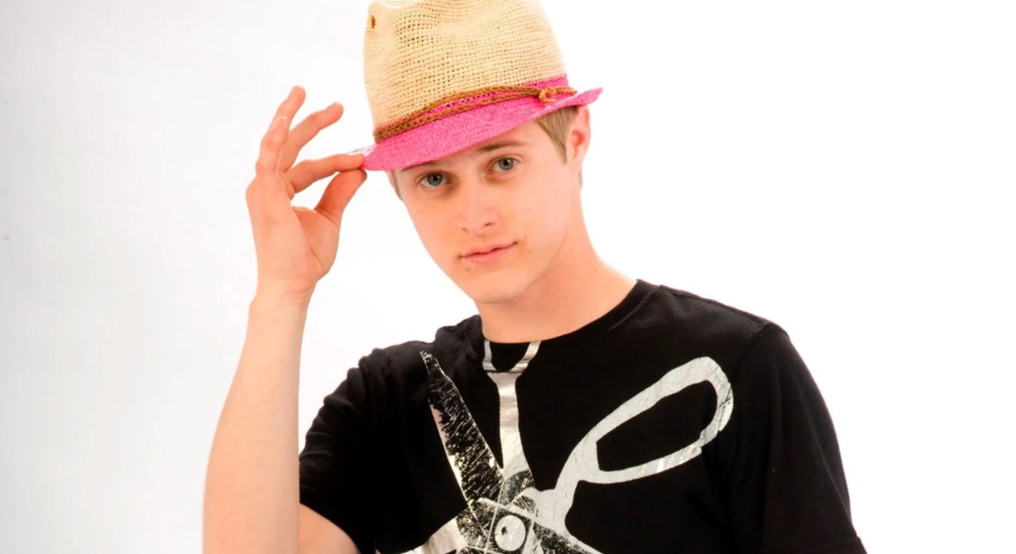 It’s official: Ryan Evans from the ‘High School Musical’ franchise is gay