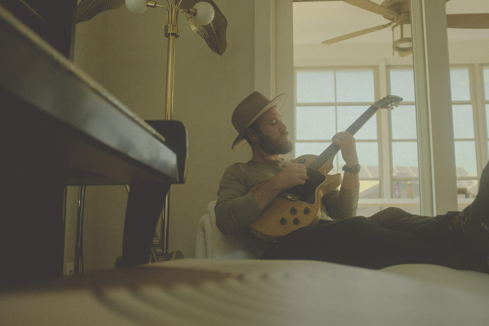 Lifehouse frontman Jason Wade reflects on the story and origins of hit ...