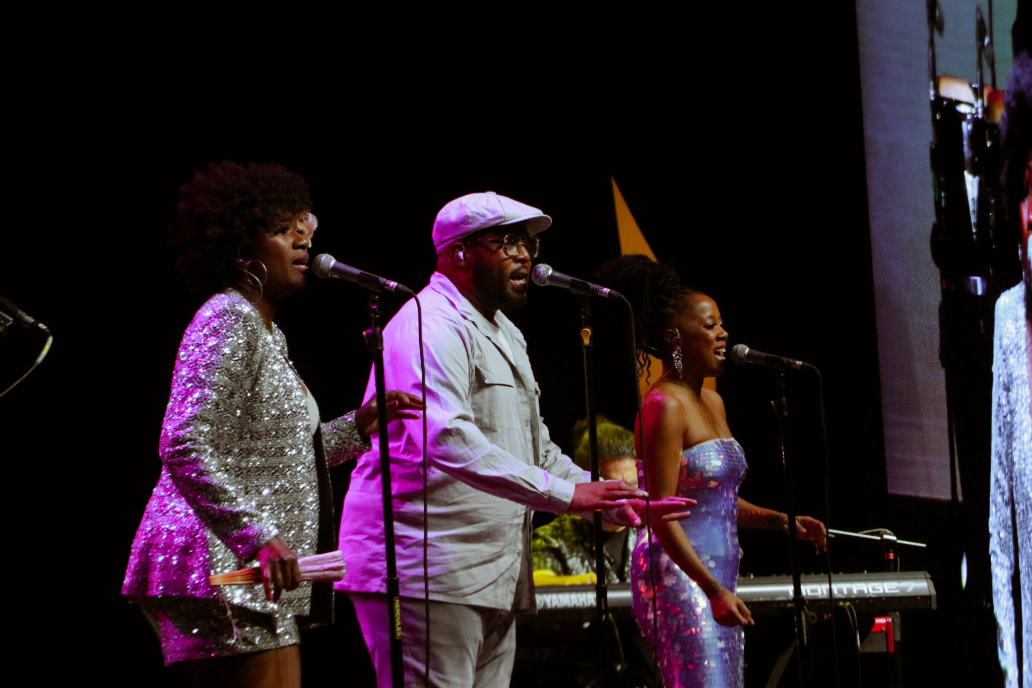 British acid jazz band Incognito takes Filipino fans on a trip down ...