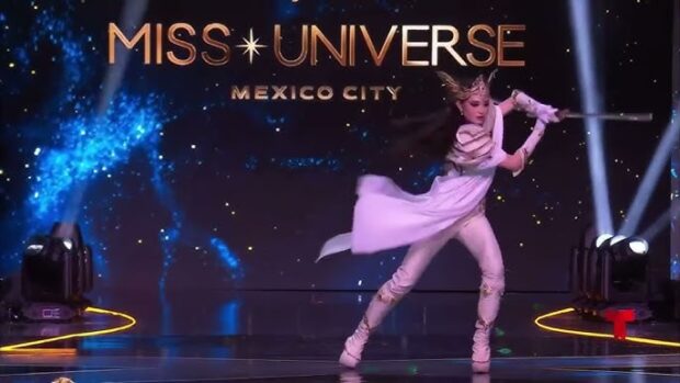 Miss Universe candidate Sandra Lim catches the attention of Filipinos ...