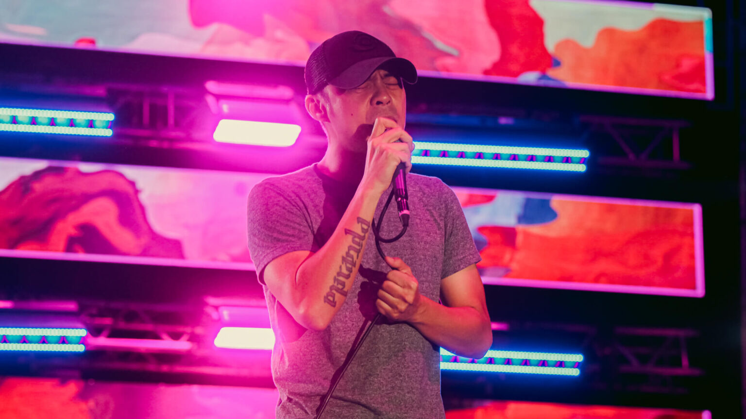 Beloved OPM artists shine at ‘Maskipaps: The Crossover 2024’