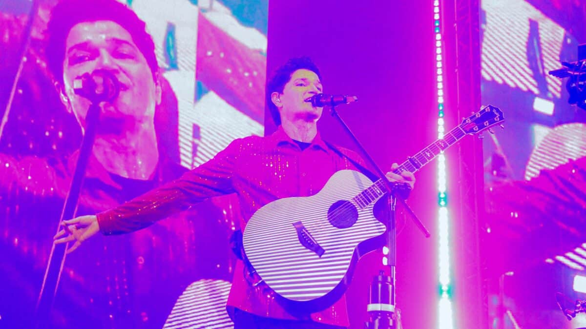 The Script captivates fans with an epic performance at their Satellites ...