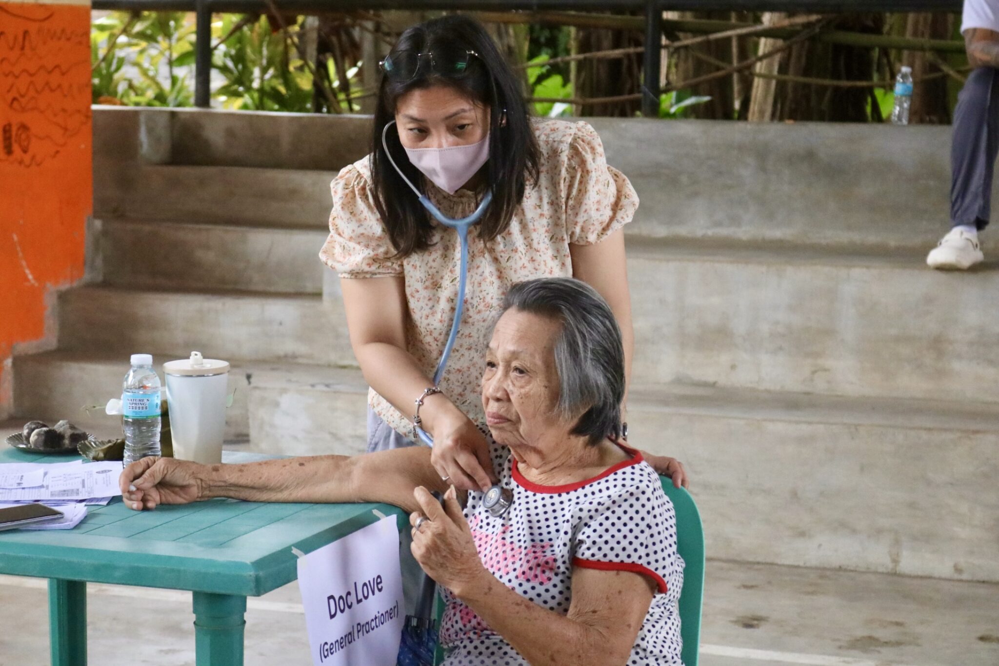 UP Bugkos brings MediKabikolan to Sorsogon community